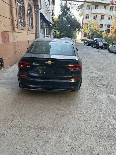 Monza 1.3 turbo 2023 toza uzimniki