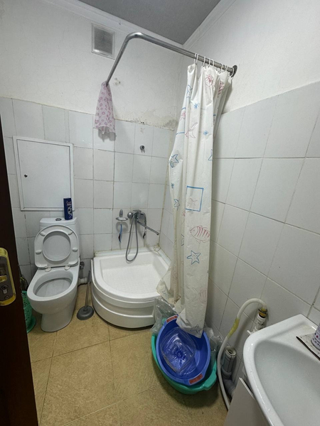 Сотилади. Сергели 6а.  2/1/7.  48м²