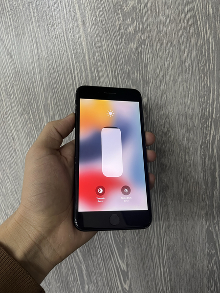 IPhone 7 Plus 128GB.   ..