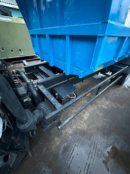 Isuzu Самосвал
