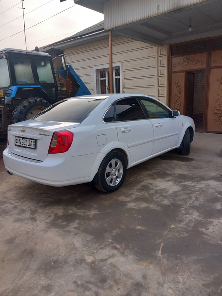 Lasetti 1.8 xolati idial