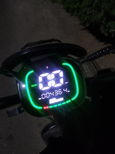 Elekroskuter suroshniy sotiladi! Narxini kelishtiramiz.