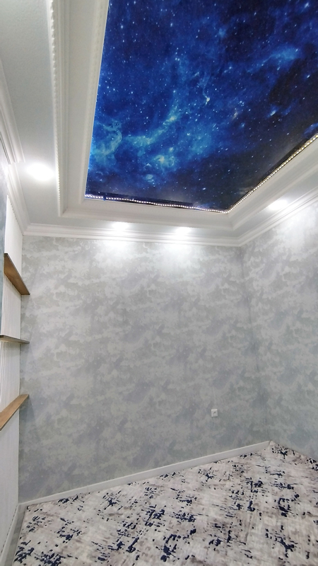 Gagarin kuchada 2 xona sotiladi