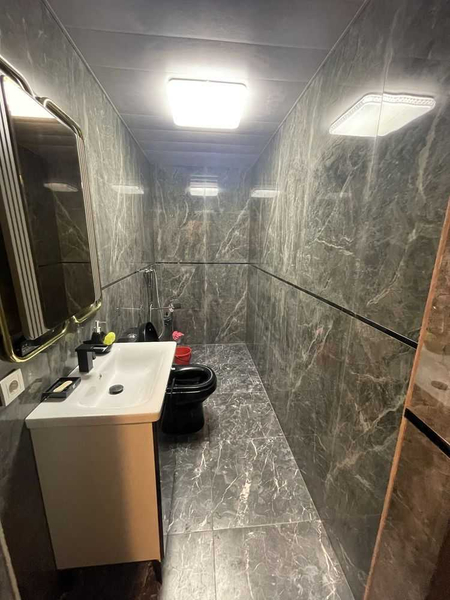 Продажа Офисное помещение 1000 м² на Мирзо Улугбекском районе (J3123)
