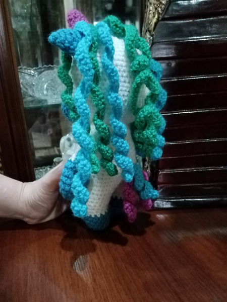 Вязанная игрушка Единорожка