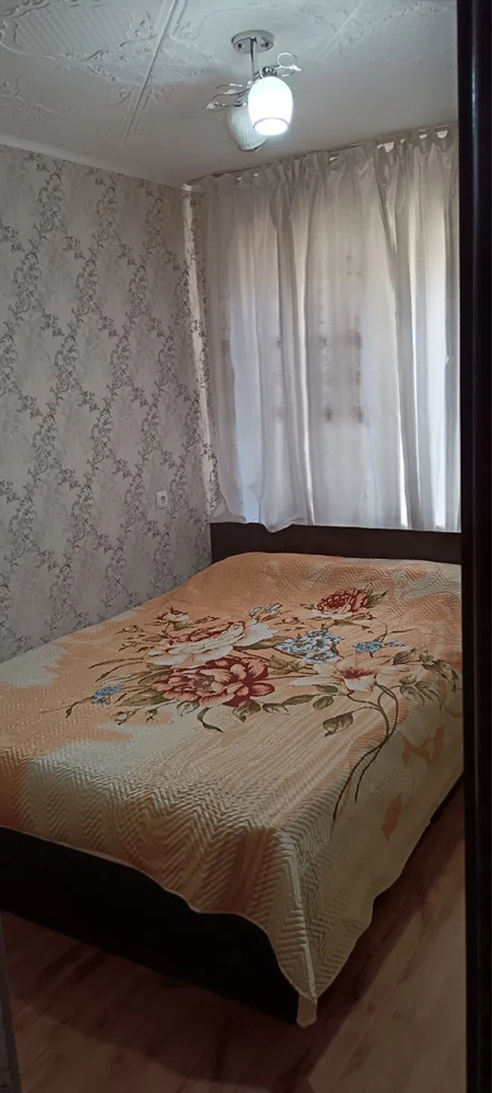 Сдается 2 х комнатная Рисовый базар