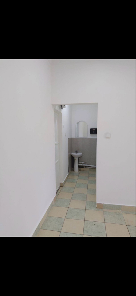 Erkaklar Sartaroshxonasi uchun beriladi Barbershop