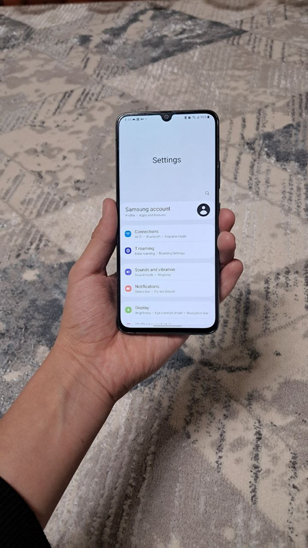 Samsung S90  5G 8/128