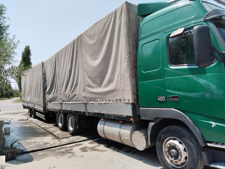 Volvo 420 xolati yaxwi