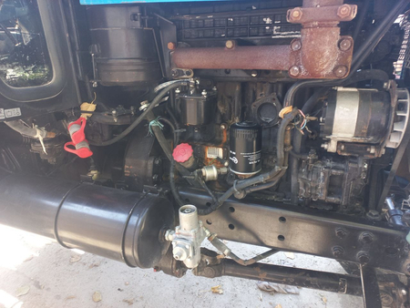 Traktor 82.1 sotiladi kafolati bilan
