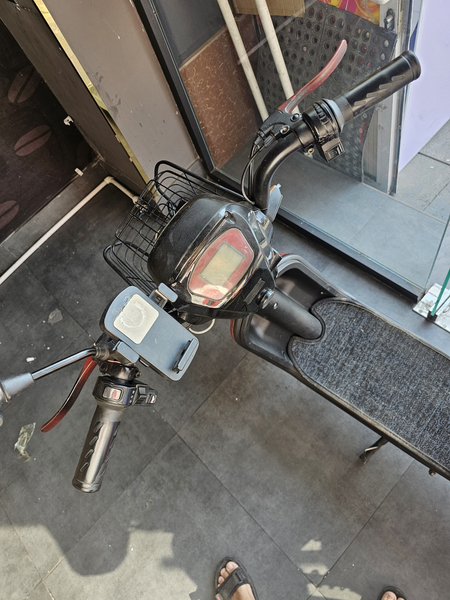 Skuter Sotiladi oganimga kup bugani yuq