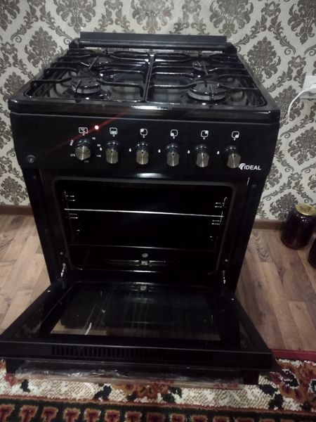 Ideal gaz plitasi sotiladi. Hamma koʻzi gaz. Elektr zajigalkasi bor.