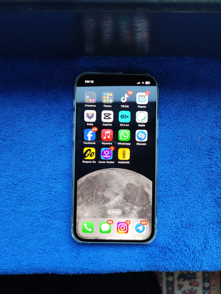 IPhone12 idealnoye sostoyaniye mentol