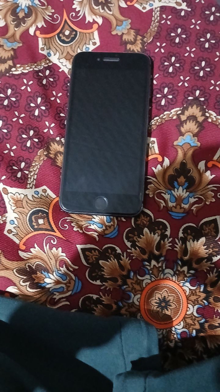 iphon 8 sotiladi admin bor  x xs ga ustidan bul biraman 200 min