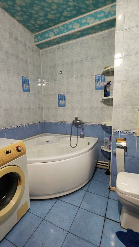 Продаётся на Карасу-1 3ком