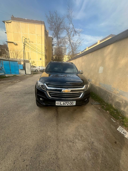 Trailblazer сотилади тоза