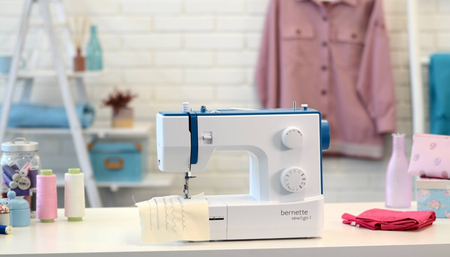 Швейная машина bernette Sew&Go 1