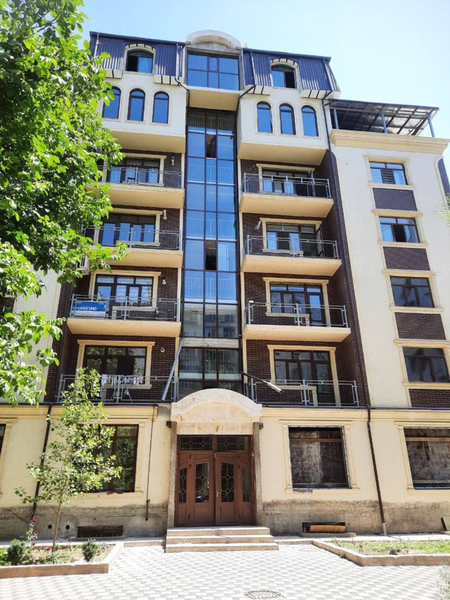 Продается 3 комнатная на Хумоюне Мирзо Улугбекский