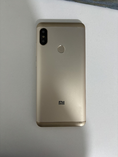 Телефон Redmi not 5