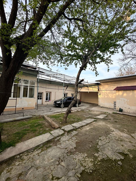 Олмазор т Сагбон махалла ховли йер сотилади