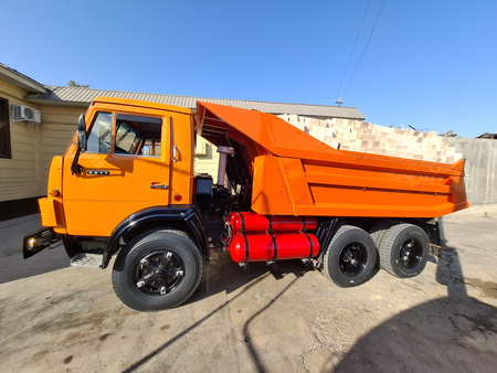 Камаз самасвал 5511