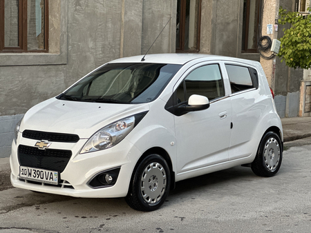 Spark sotiladi 2018 yil METAN bor 92000km
