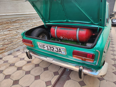 Vaz 2103 Suyagi Butun Sveji Kiraskadan Chiqan Metan Gaz