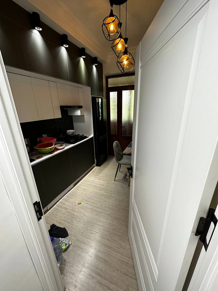 ШРуставели 1/4/4 Кирпич Балкон1*3м² Общ пл28м²