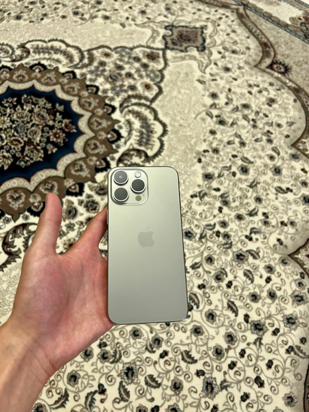 iPhone 15 Pro Max