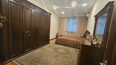 Срочно продается шикарная квартира в Мирабадском районе  (J3114)