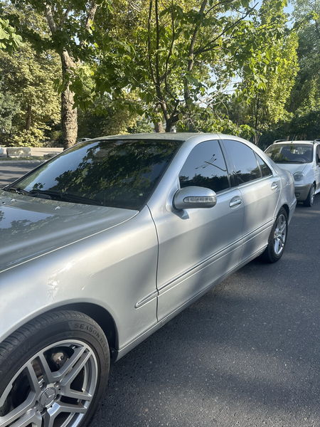 Mercedes W 220  Naxtga va nasiya savdoga beriladi