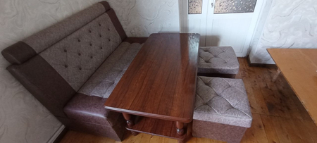 Ofisni mebel sotiladi
