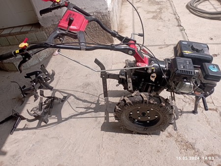 Motoblok mini traktor