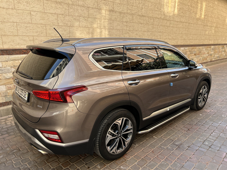Hyundai SantaFE 7000км