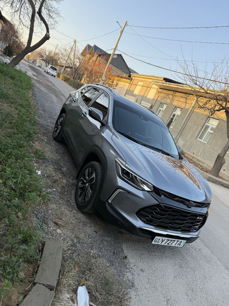 TRACKER 2023 yil full turbo