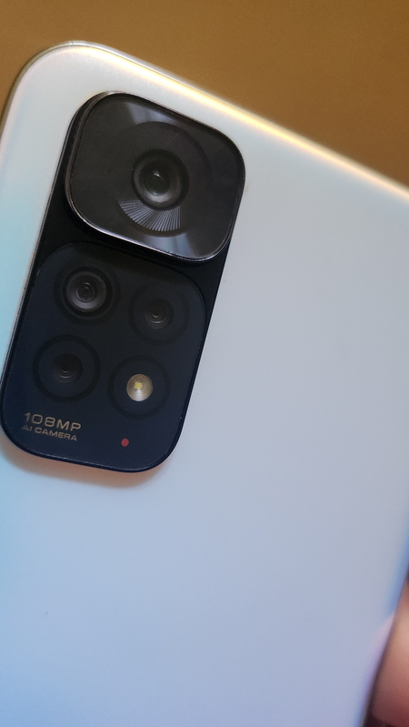 Redmi not 11s sotiladi karobka dakumentlari bor.