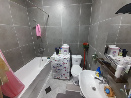Abdurahmonov 1,5-Sotok 3-Hona 85m² 2-SanUzel SROCHNO Sotiladi