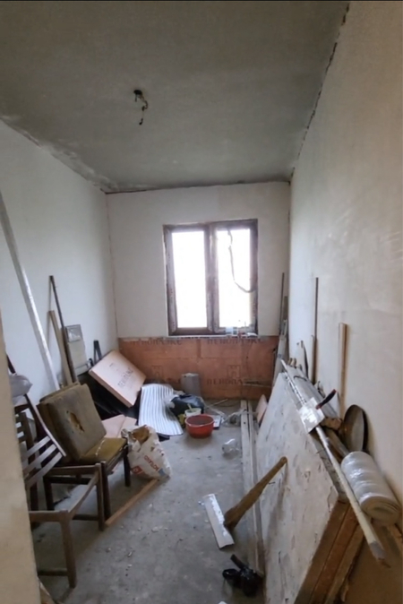Продаю 4 комнатную квартиру