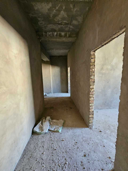2 xonali 64m² 7-qavat Eski Sum sotiladi