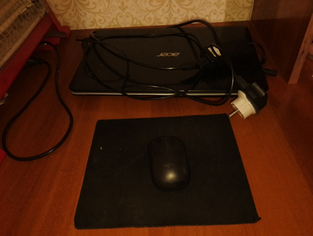 Acer noutbook officniga