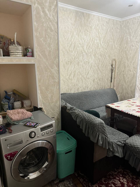 Продаётся Квартира Сергели 8 Корзинка , 2 комнатная 65 м2