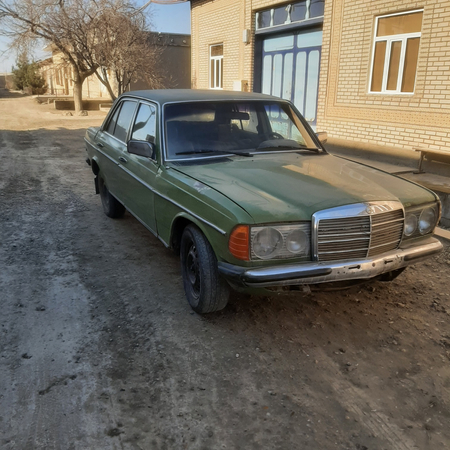 Mersedes 123 zapchastlari sotiladi.mator karobka i boshqalar