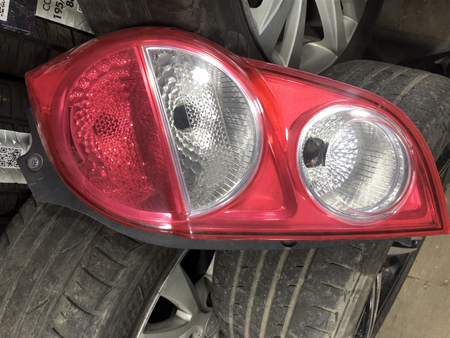 spark stop fara 2 ta para