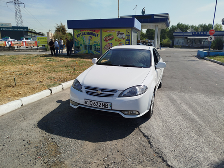 Sotiladi Chevrolet Jentra