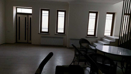 М. Улугбек. Циалковского. 3.3 сот Дом Ремонт Мебель YR155