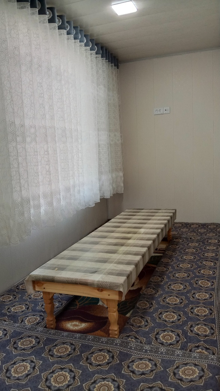 2 xonali kvartira sotiladi