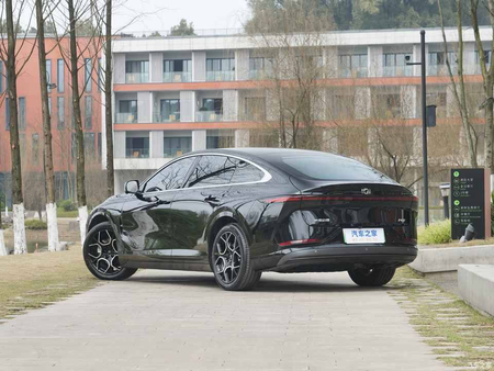Gonzo Motors - Changan Qinyuan A07