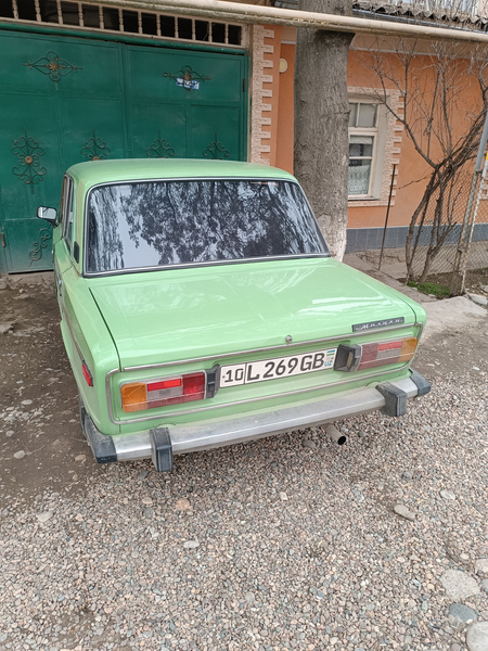 Vaz 21063  sotiladi