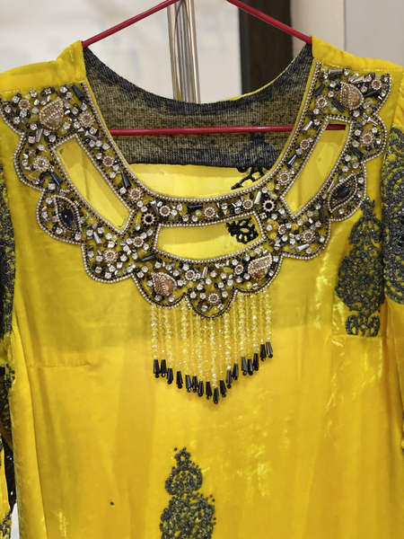 Hammasi komplekt 300.000 ming Razmer S,M