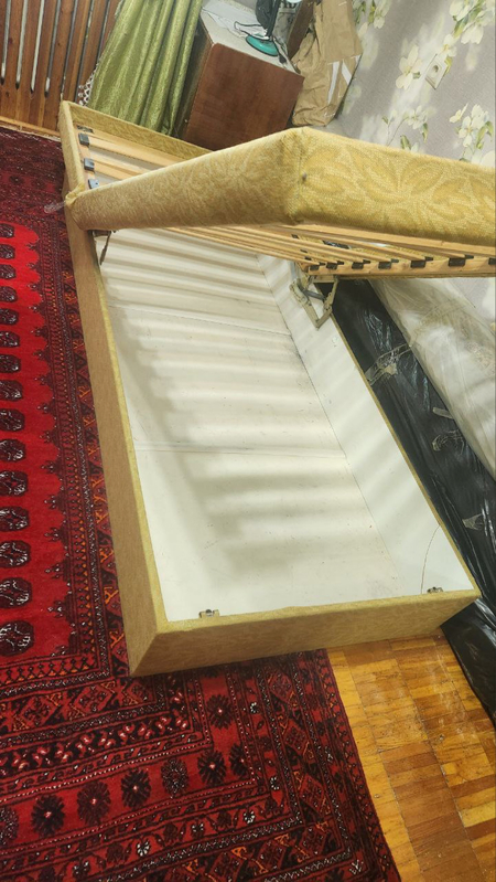 Кровать срочно продам